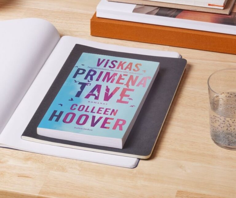 Colleen Hoover – „Viskas primena tave“: ar įmanoma pradėti iš naujo ...
